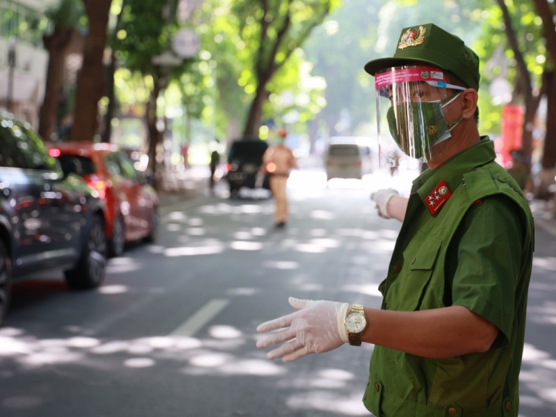 Hà Nội từ ngày mai 8/9, người dân ra vào Vùng 1 phải có Giấy đi đường mới